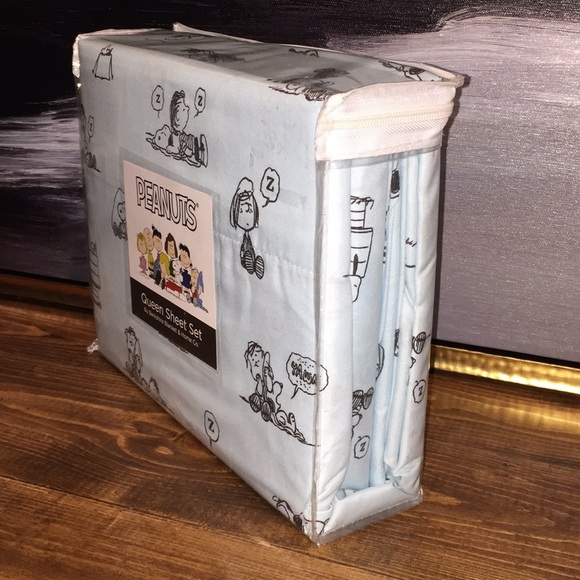 Peanuts | Bedding | Snoopy Peanuts Queen Sheet Set | Poshmark